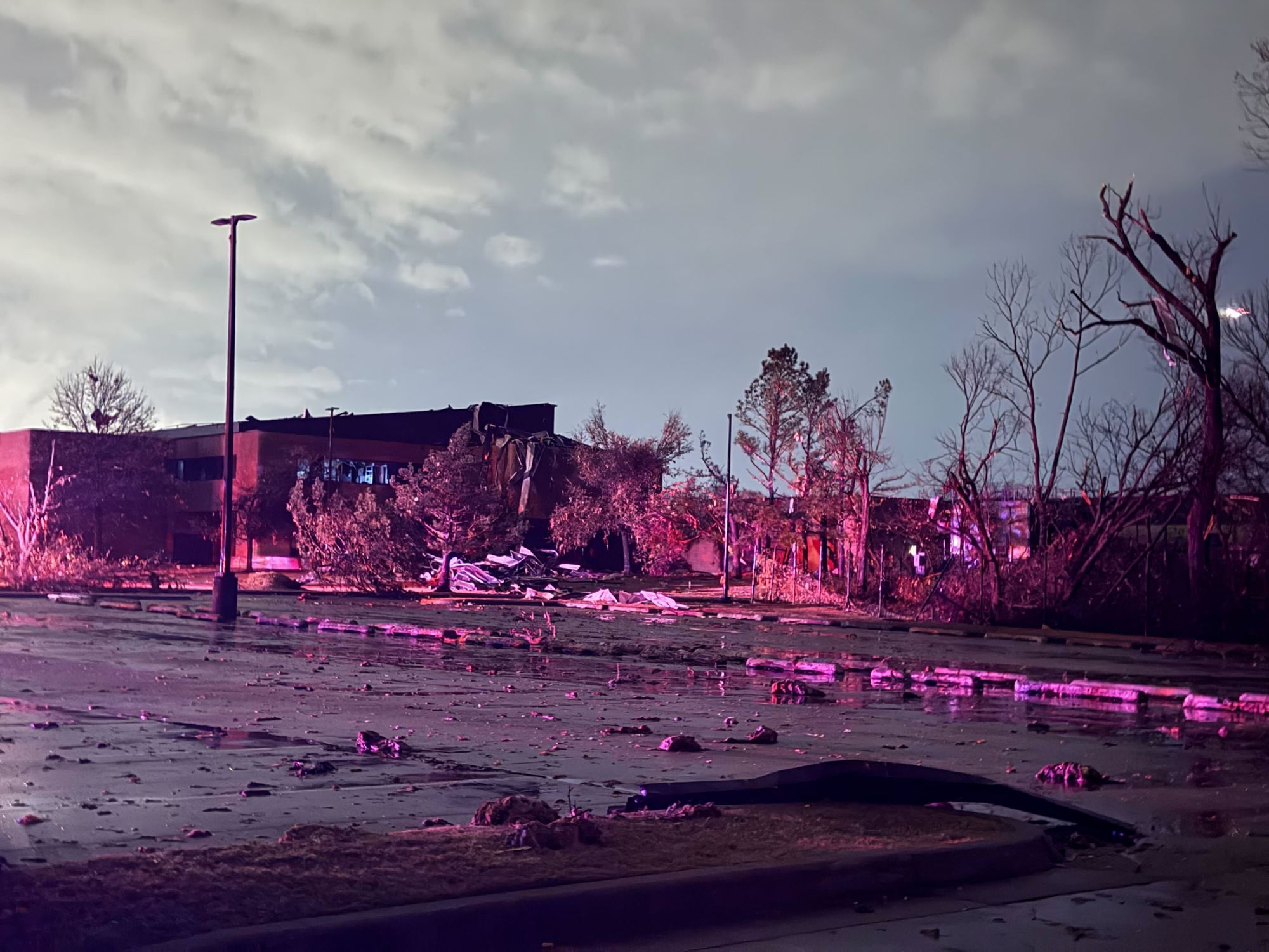 Tulsa officials assessing damage after reports of tornado - The ...